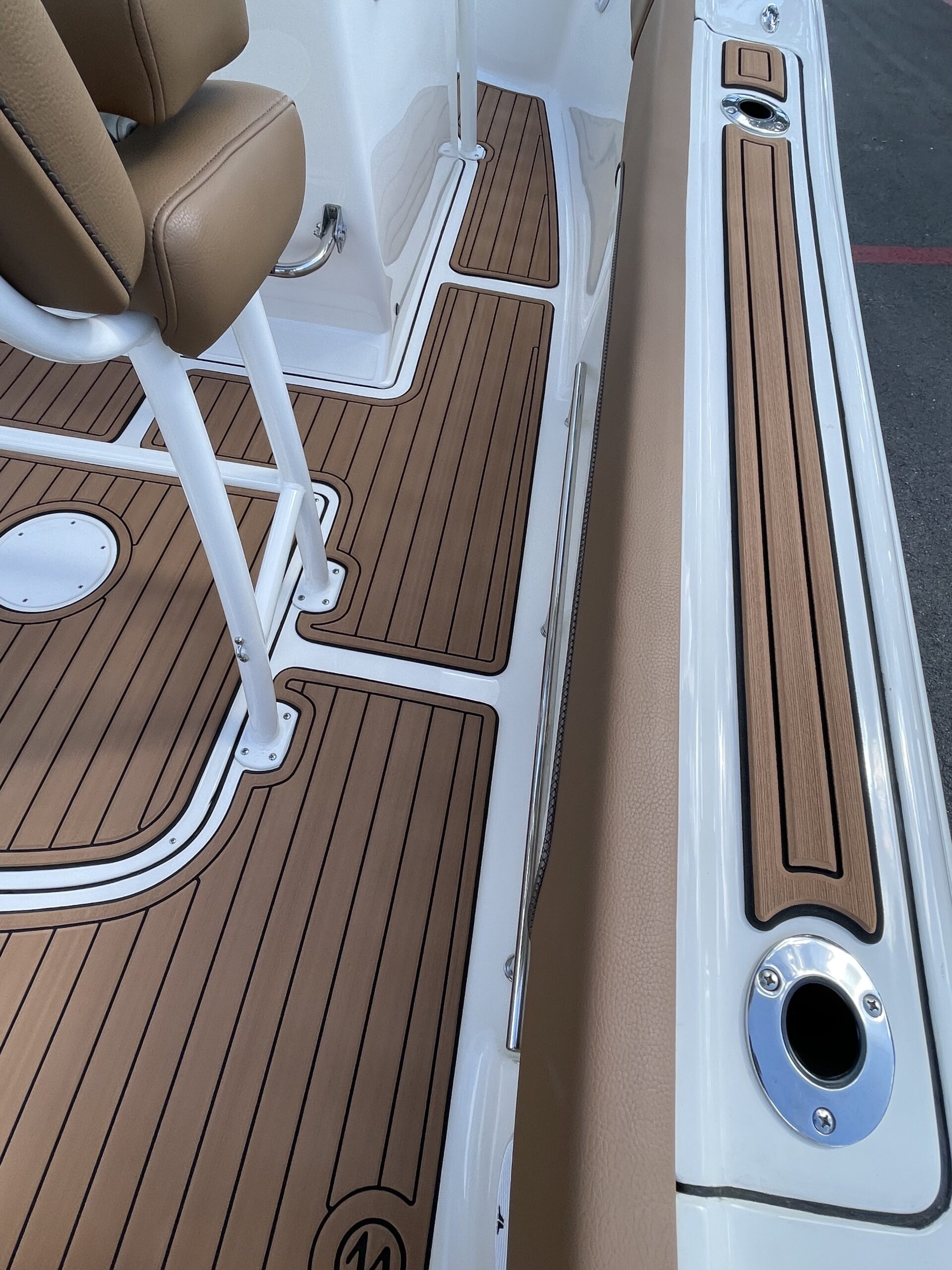 What is the best boat flooring option | TX Marine Riggers San Antonio